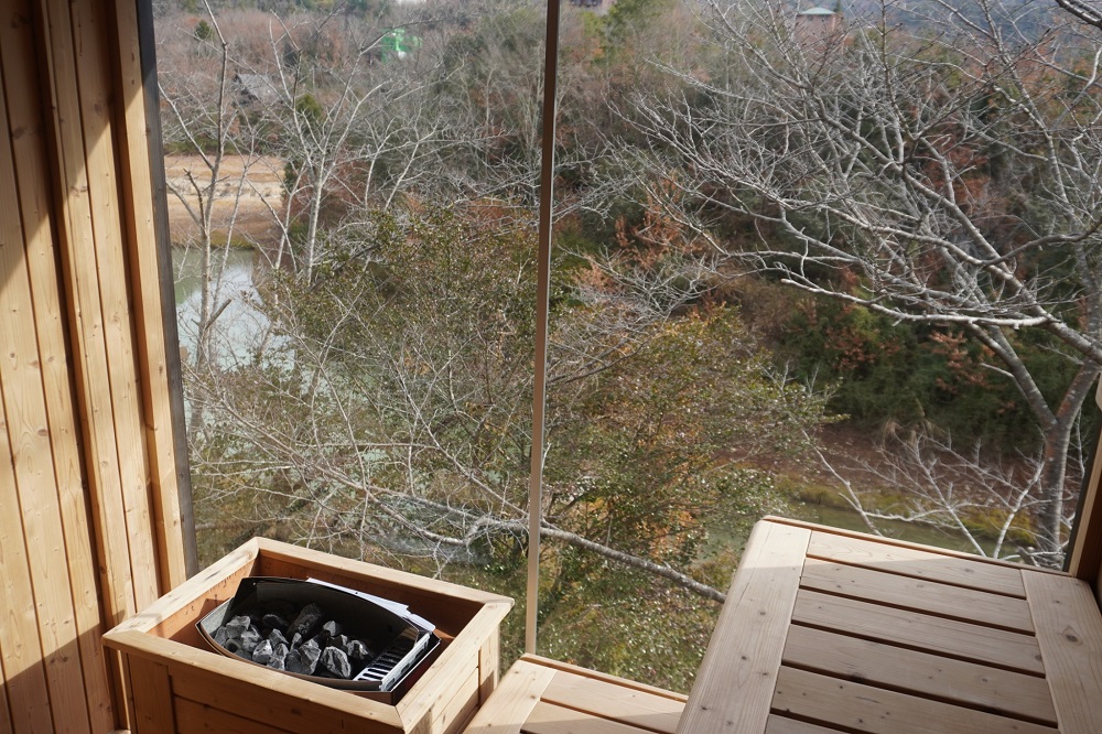 GLAMP CABIN 東条湖・丹波篠山 – GRABLISS web plus