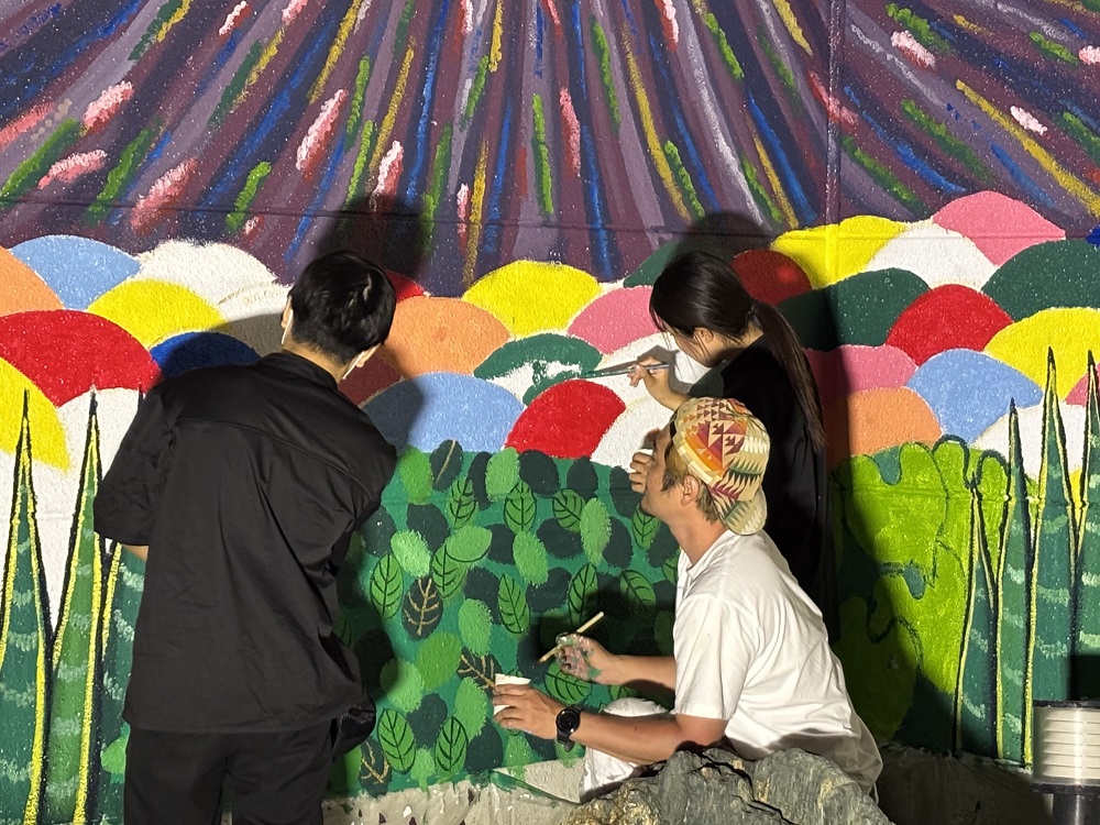 おふろcafeに壁画アート - GRABLISS web plus